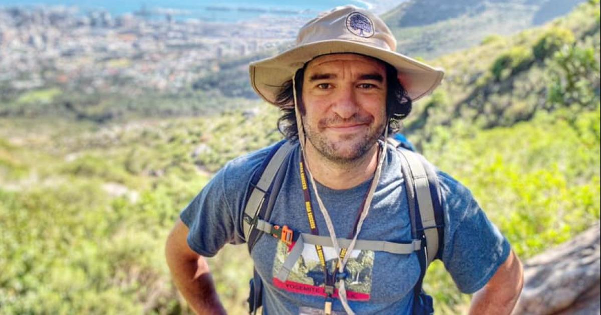 Man versus mountain. Here’s where 365 days of ubuntu leads | Beautiful News