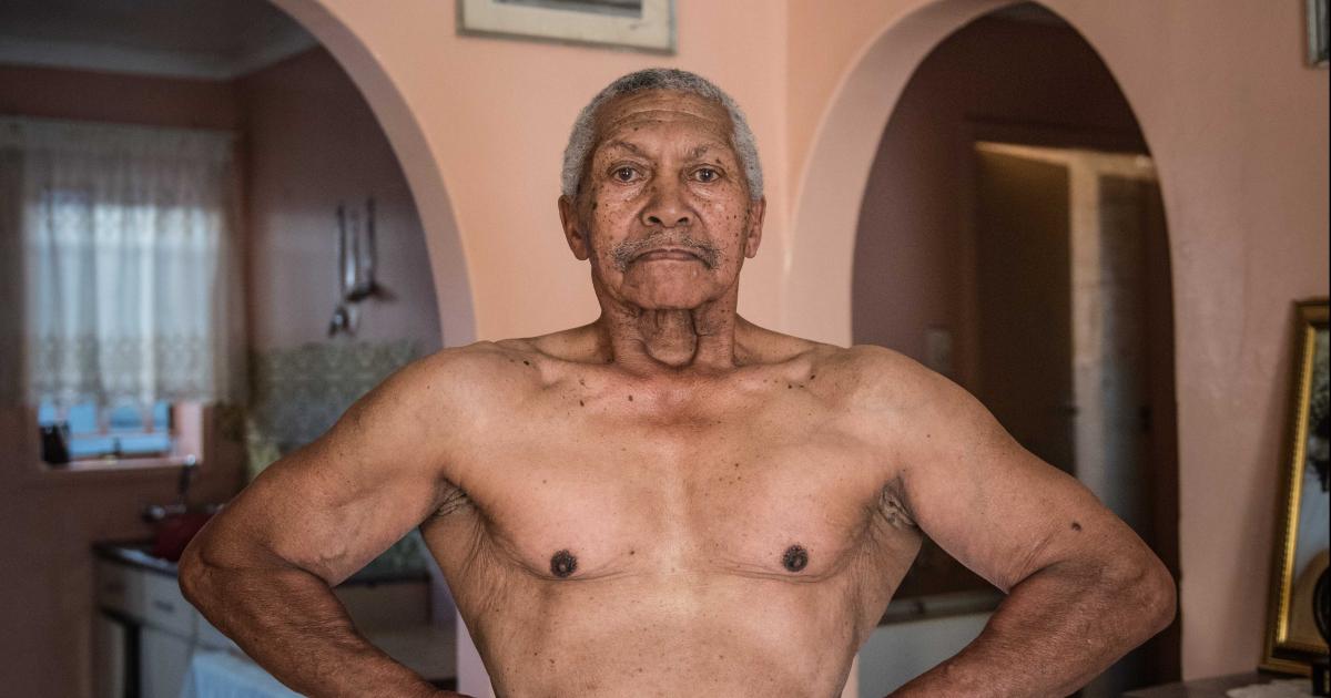 78 years old. This bodybuilder is still strengthening his community ...