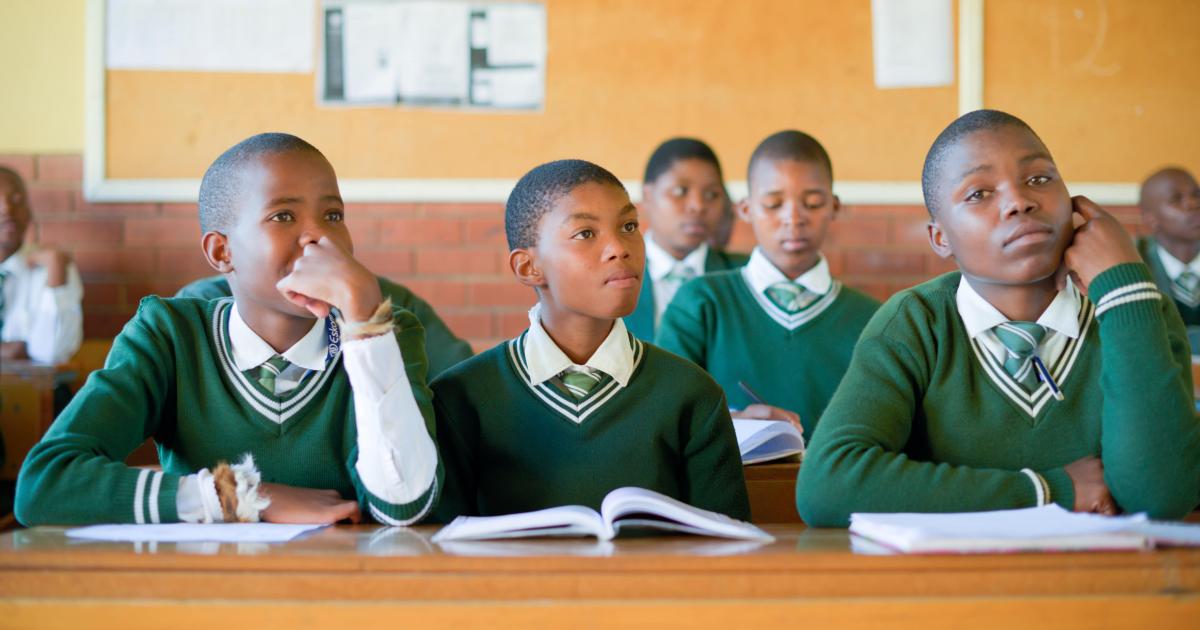 The headmaster fixing our broken school system | Beautiful News